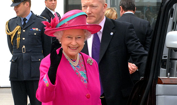 The Queen officially opens Queen Margaret’s new campus | News and ...